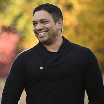 Piers Linney | Front Row Speakers | Dragons Den Entrepreneur